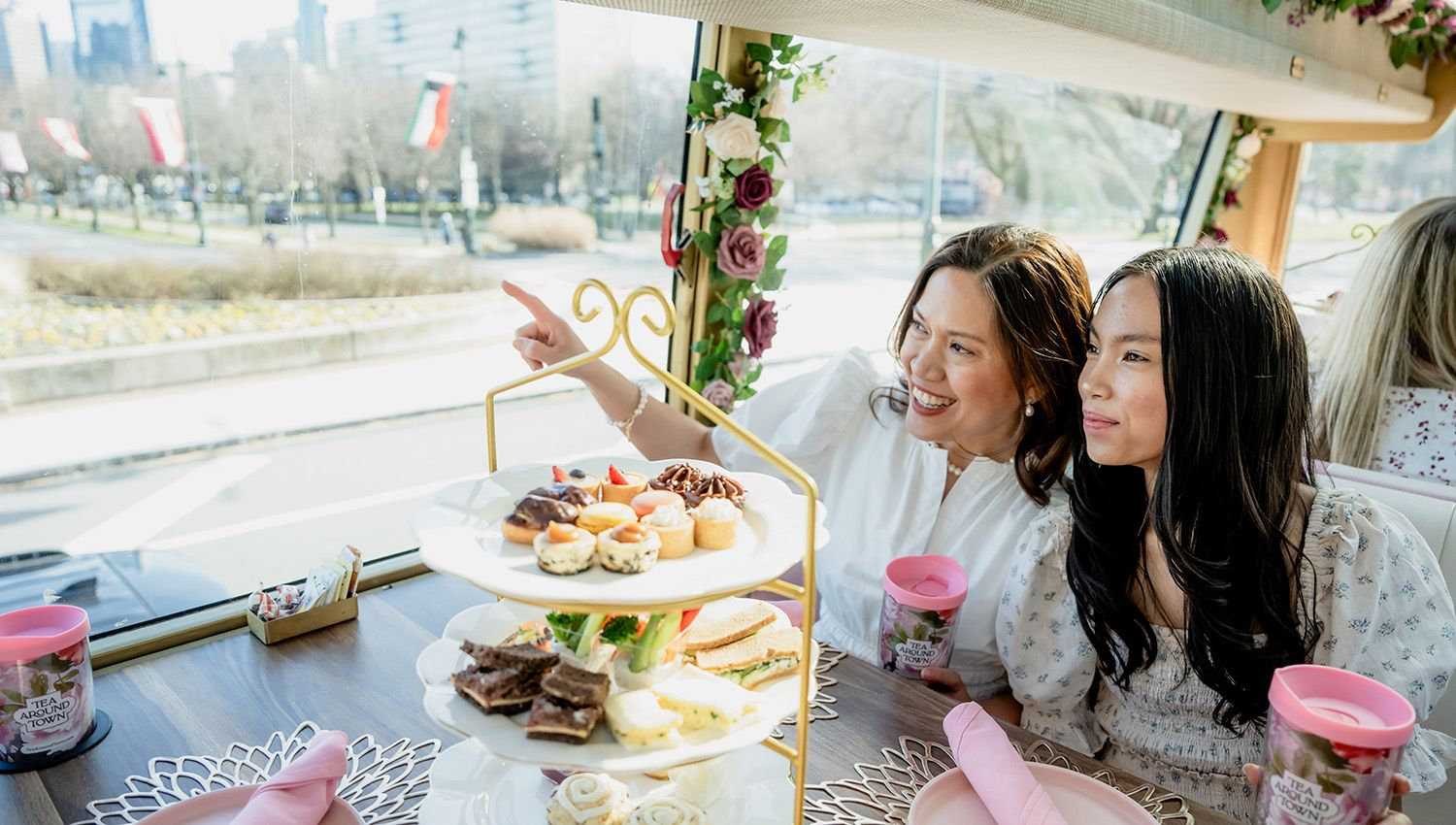 DC Tea around town - Suitcase Gals